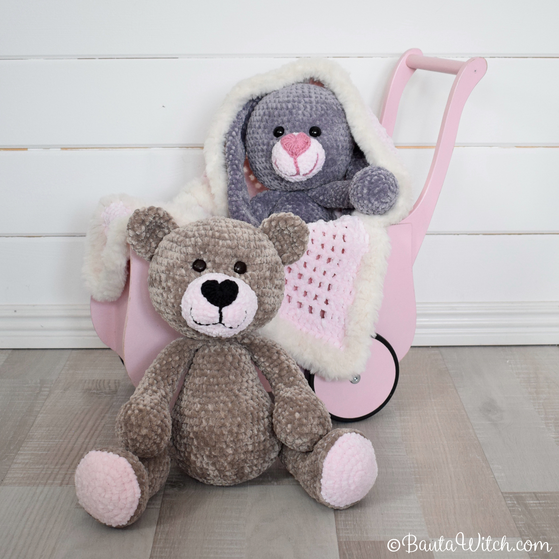 DIY – Stor virkad kramgo nalle och kanin | BautaWitch