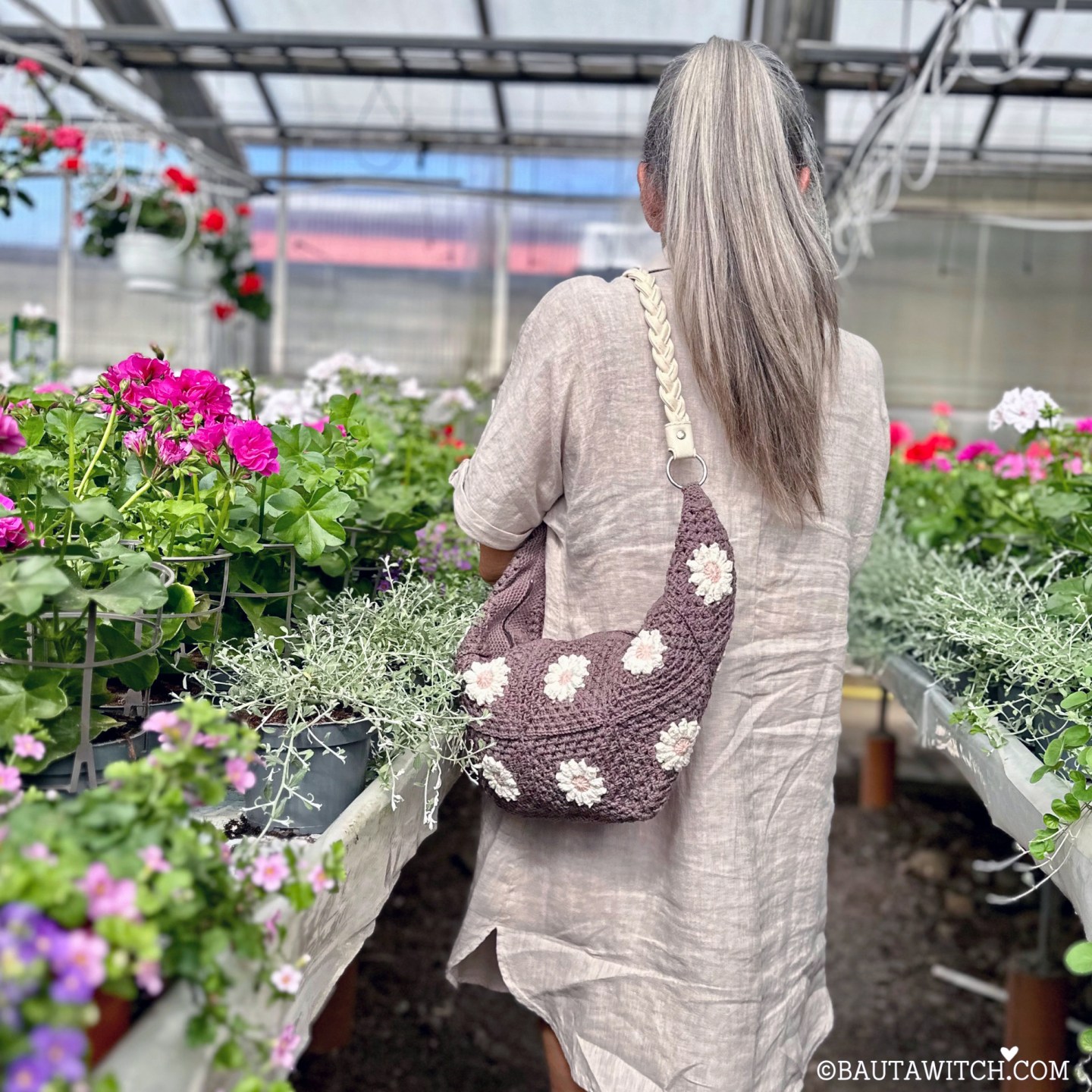DIY – Daisy, virkad hoboväska av prästkragerutor | BautaWitch